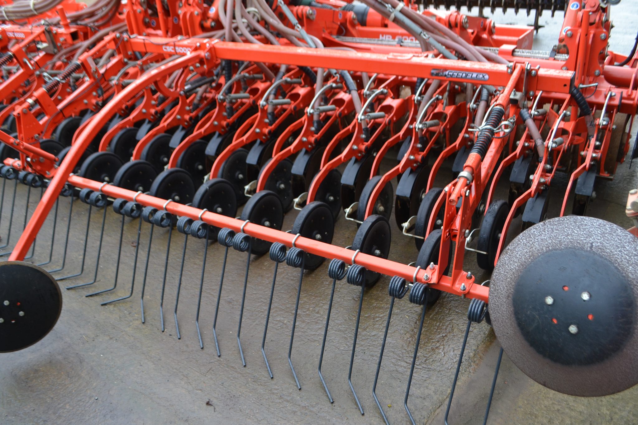Kuhn Six Metre Combination Drill with Front Hopper - Midlands AgriPlant