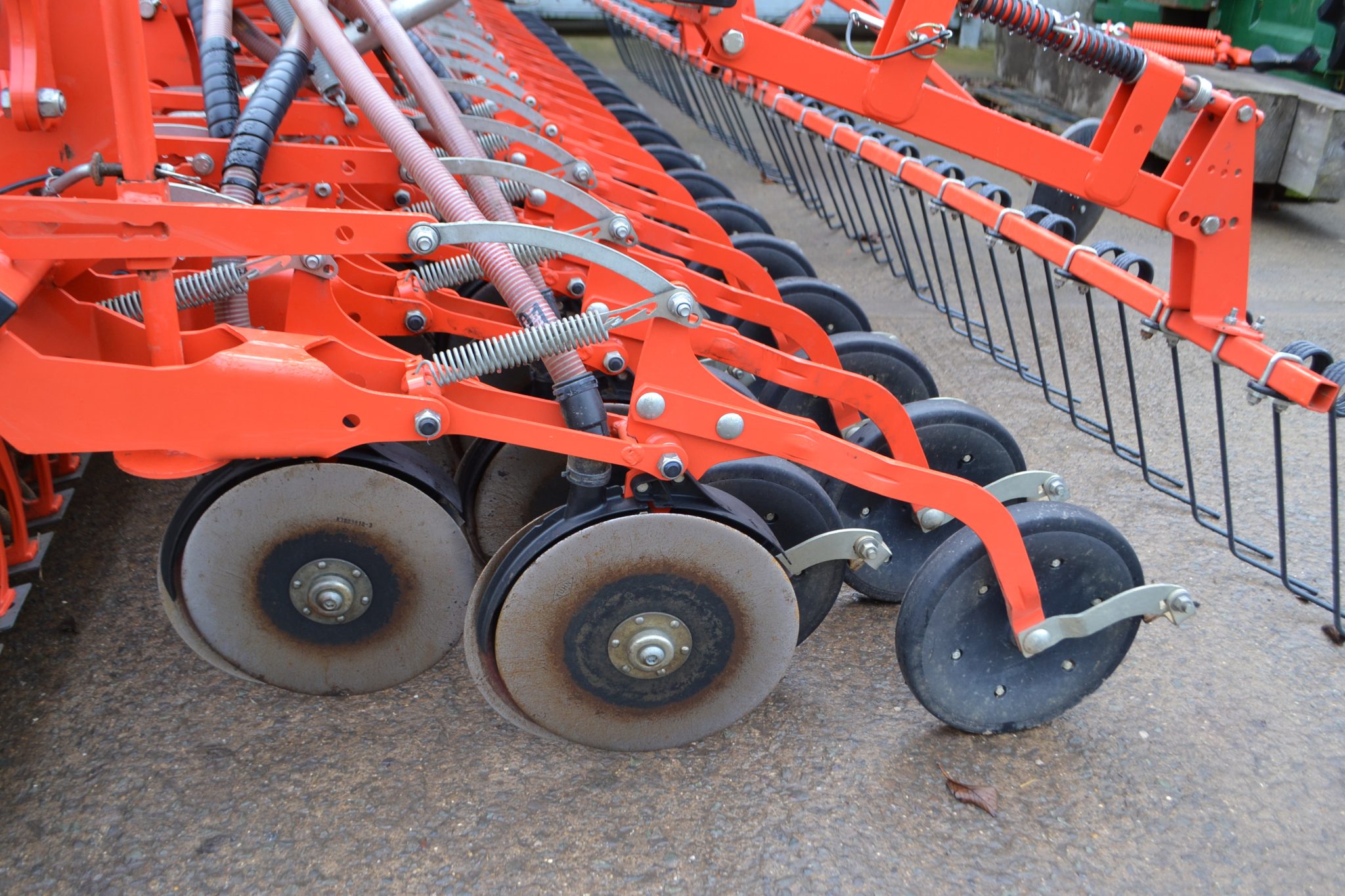 Kuhn Six Metre Combination Drill with Front Hopper - Midlands AgriPlant